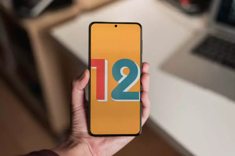 I-Android 12 Ukuhlaziywa