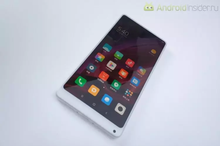 Տեսանյութ. Ներկայացման զեկույց Xiaomi Mi Mix 2 եւ MI նոտա 3 10133_9