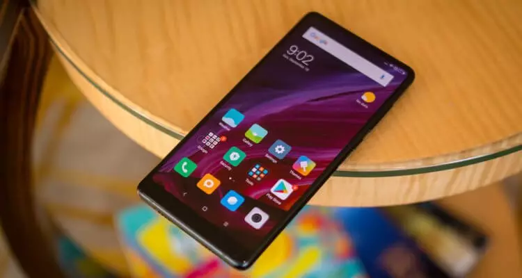 Xiaomi விளக்கக்காட்சியை குறிப்பிடவில்லை 10153_1