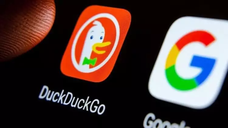 Dan duckduckgo ferskilt fan Google en hoe te ynstallearjen