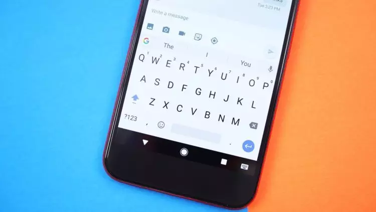 Google trid deħodna nċemplu t-test fuq l-ismartphones manwalment 10360_1