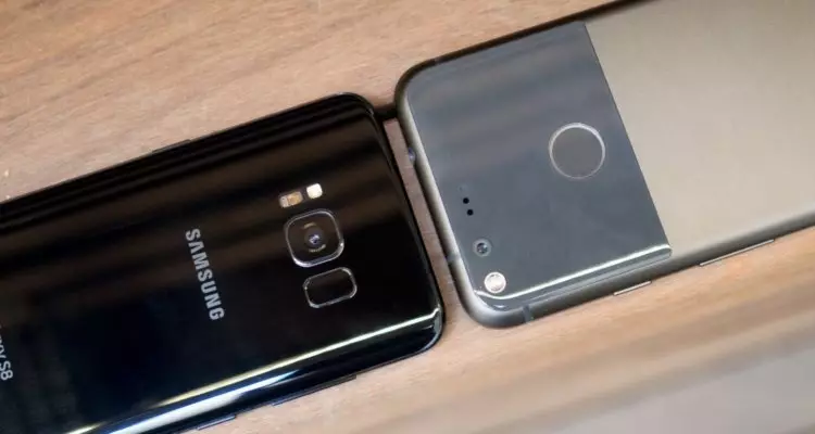 HTC U11 vs Galaxy S8 vs Google Pixel vs Sony XPERIA XZ Premium: Comparação da câmera 10691_1