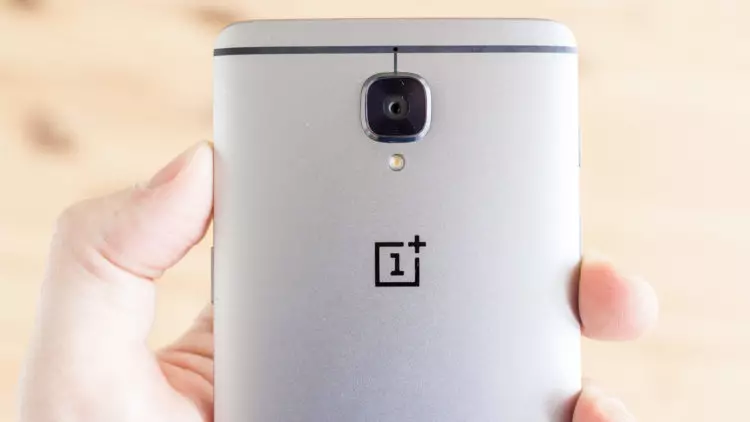 OnePlus 3.