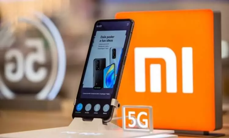 الهاتف الذكي xiaomi.