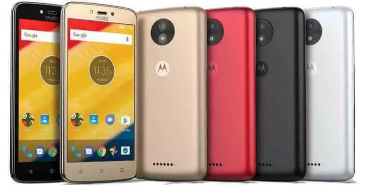 Motorola introduserte en linje med ultralyd smartthones moto c 11115_2