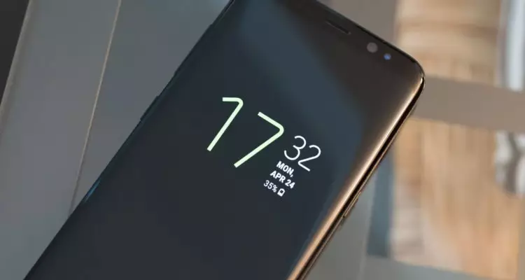 A Galaxy S8-ban mindig megjelenik a kijelzőn 11129_1