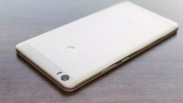 Xiaomi Mi Max.