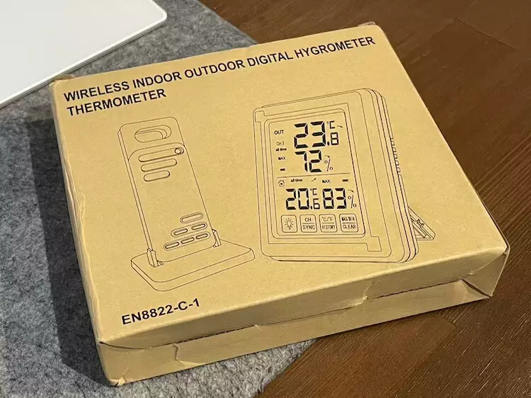 I ordnat stazzjon meteoroloġiku ma AliExpress. Ftit sorpriż minn dak li ntbagħat 1142_2