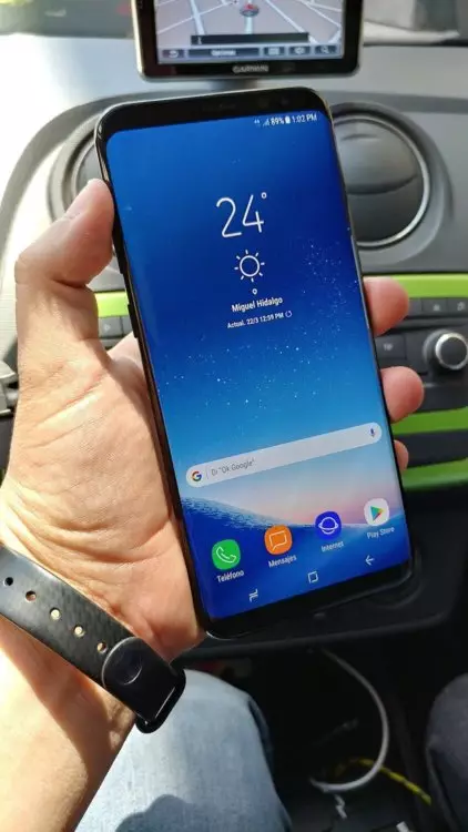 Samsung Galaxy S8 + dukket opp på bilder av høy kvalitet 11485_3