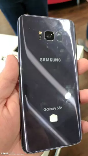 Lilac Galaxy S8似乎是真实的照片 11519_3