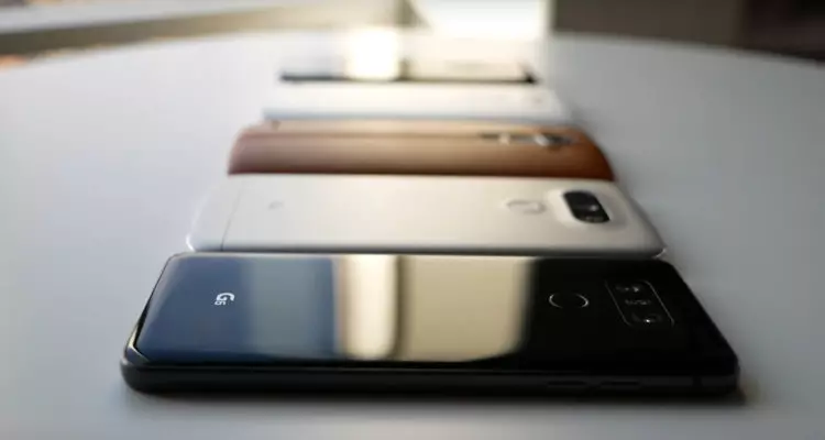 Evolution Of The Flagship Line of Smartphones LG G 11578_3