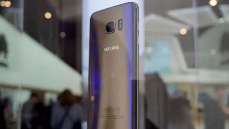 Les initiés ont exprimé le prix de détail Galaxy S8 et S8 Plus 11670_1