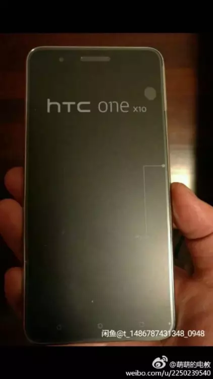 HTC One X10 lit suas ar na grianghraif atá ann faoi láthair 11798_2