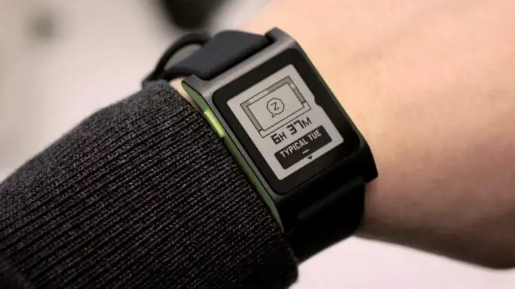 Pebble temaşe bikin.