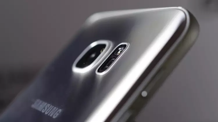 Renders Samsung Galaxy S8 ma Galaxy S8 Plus i luga o vitio 11904_1