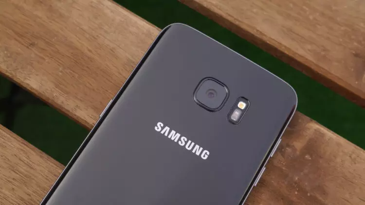 5 funksies waarvoor dit is die moeite werd om te wag vir Galaxy S8 12014_3