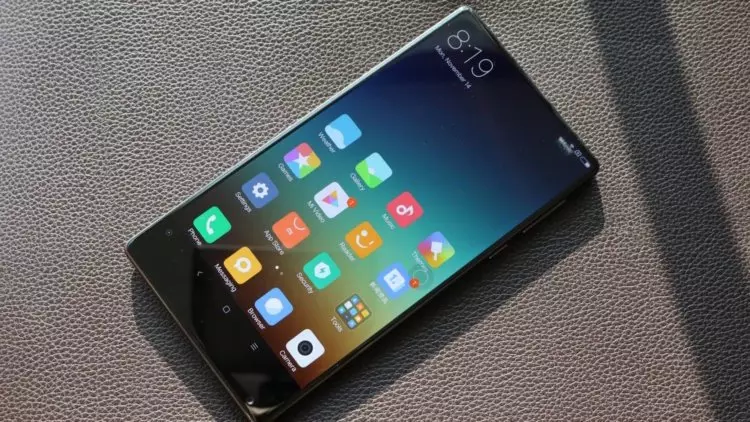 Xiaomi Mi ရောနှော။