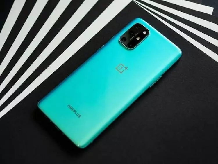 Vostè pot comprar OnePlus 9 ara, però hi ha un parany 1273_3