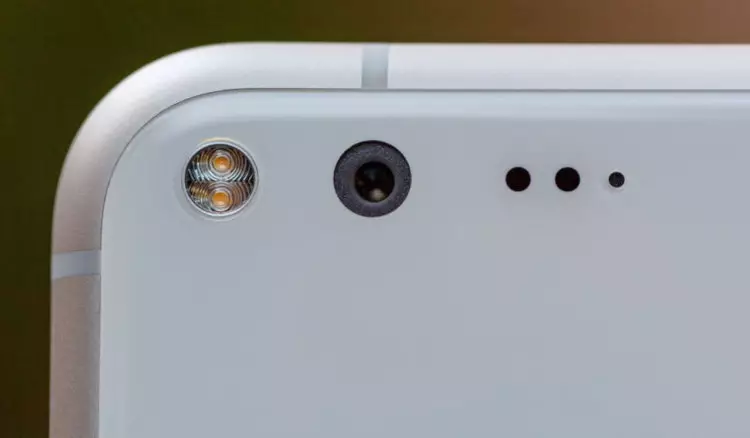 Pse në Google Pixel nuk ka stabilizim optik 12818_1