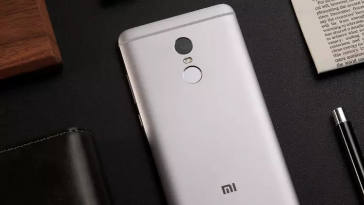 Inqaku le-Xiaomami inqaku le-XIAOMI 4 13147_1