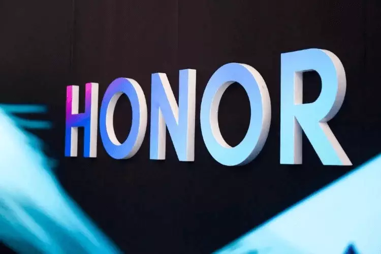 Honor V40 з'явився в інтернет-магазині до анонса. Який він? 1337_5