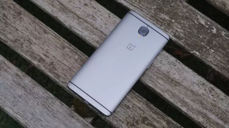 OnePlus 3.