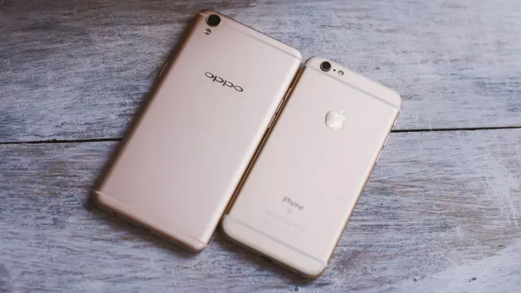 Oppo F1 Plus.