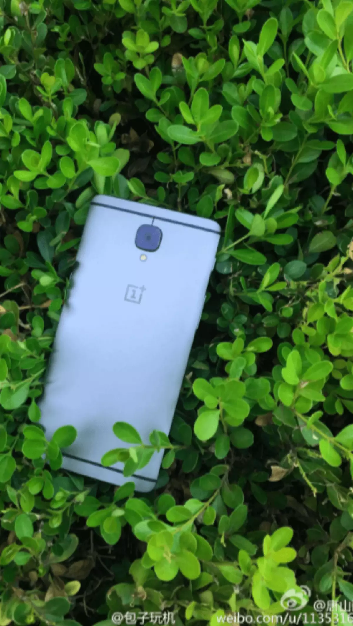 మేము నిరీక్షిస్తున్నాము: OnePlus 3 యొక్క నిజమైన ఫోటోలు ఇప్పటికే ఇక్కడ ఉన్నాయి. 13683_2