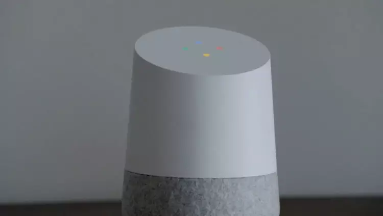 I / O 2016: Прадстаўлены разумны асістэнт Google Home 13869_1