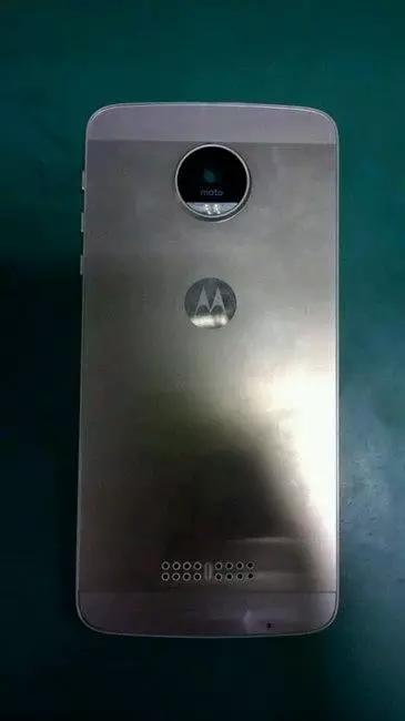 Moto X 2016: Handsome an Monster? 14014_2