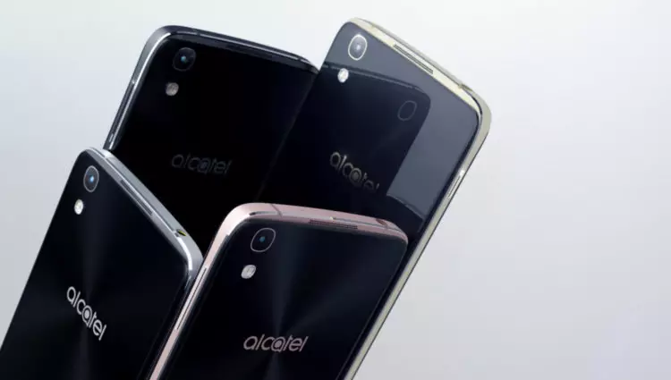 Alcatel agefouert Idol 4 an Idol 4s, a si verdéngen Opmierksamkeet 14446_6