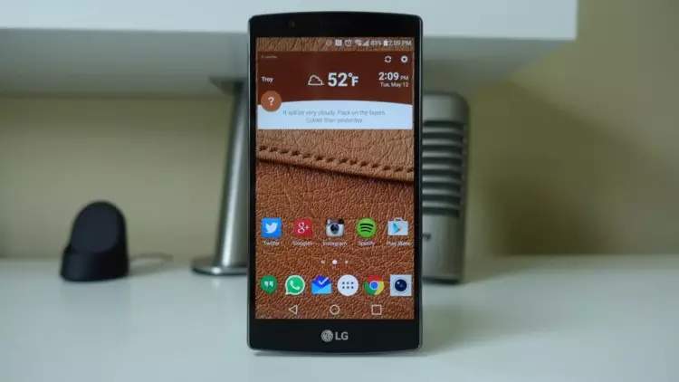 LG G4.