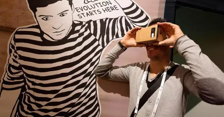 Google membuka saluran YouTube baru untuk video VR Interaktif 14808_1