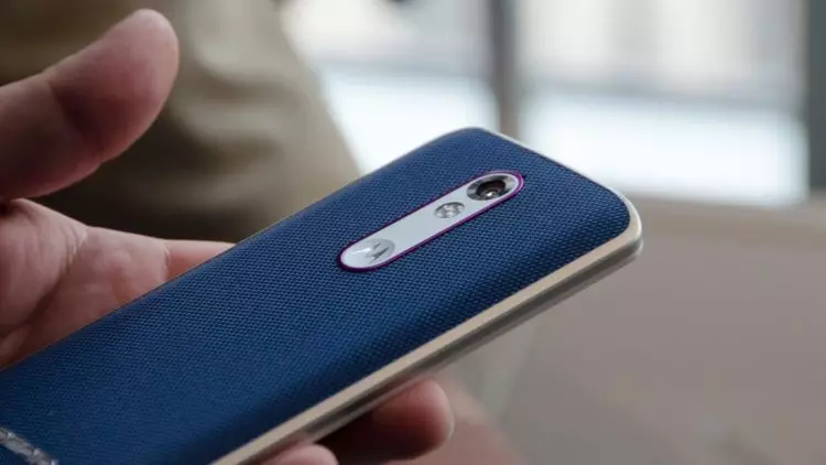 Motorola Droid Turbo 2