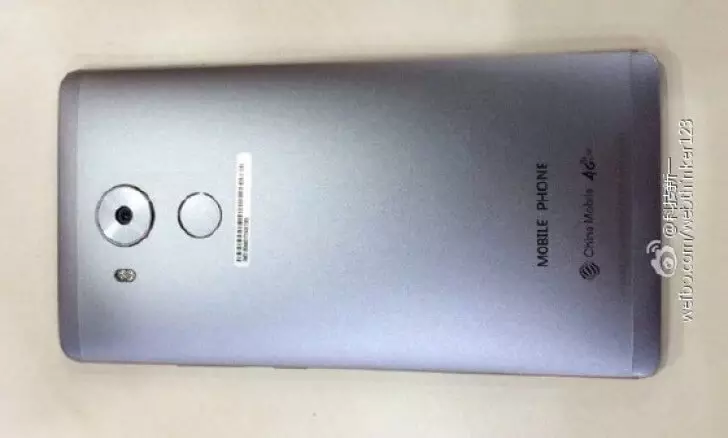 Huawei Mate 8 vläicht