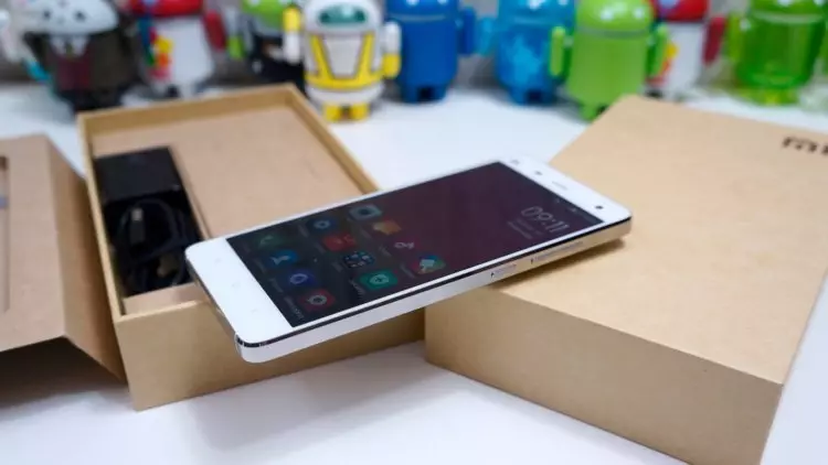 Xiaomi MI4.