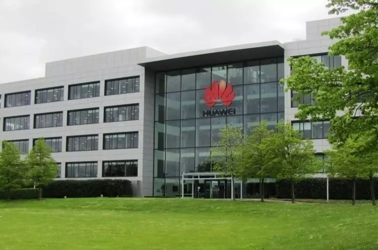 Huawei qed tipprepara biex tipproduċi ċipep biex jevitaw sanzjonijiet tal-Istati Uniti. Imma mhux kollox huwa tant lixx