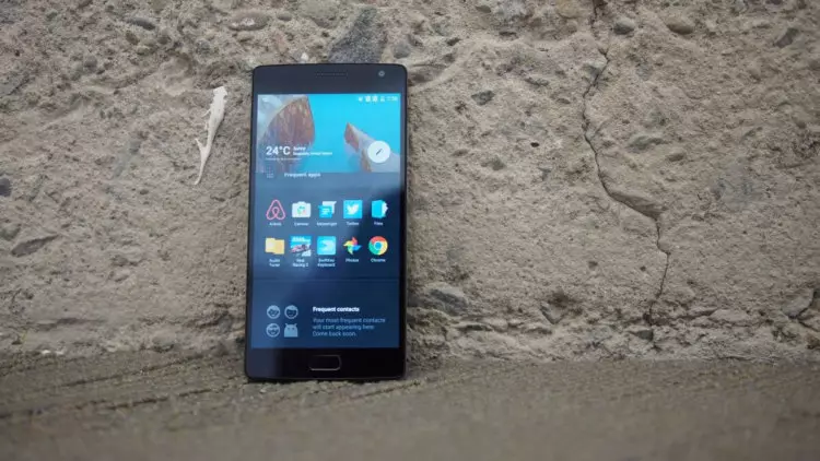 ONEPLUS 2.