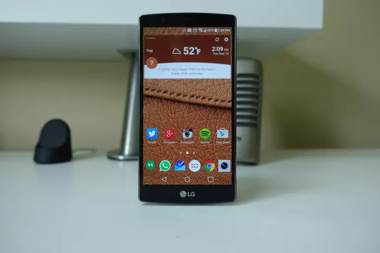 LG G4.