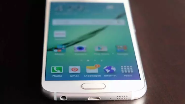 Galaxy s6.