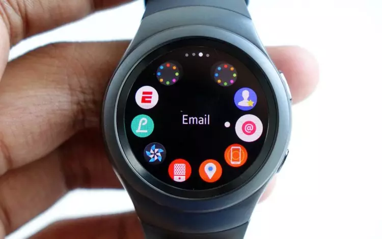 I-Samsung gear s2.