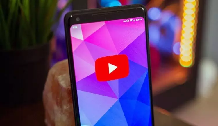 Google huet YouTube gemaach fir Android méi praktesch am leschten Update