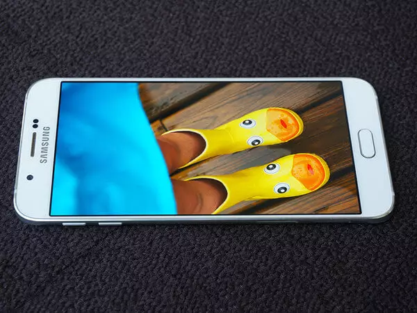 Novi detalji o premium Galaxy A8 16215_15
