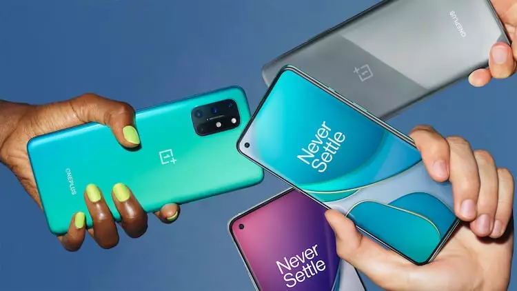 I-Blider ihlole i-OnePlus 8t entsha ukuze inamandla. Kulula ukuyiphula?