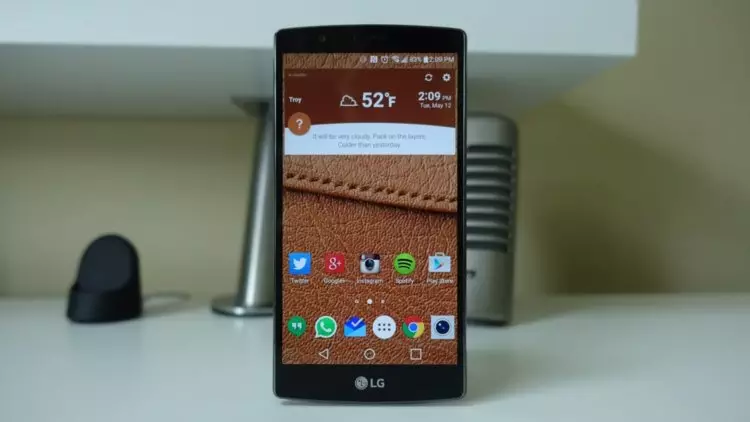 LG G4.