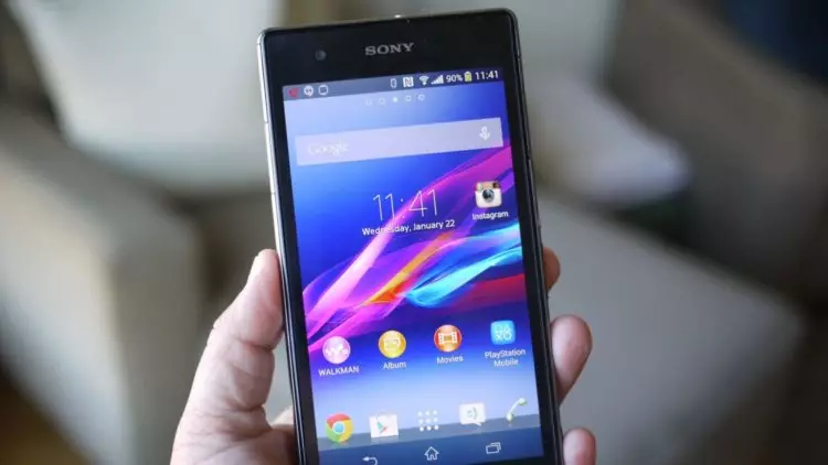 Xperia z1s.