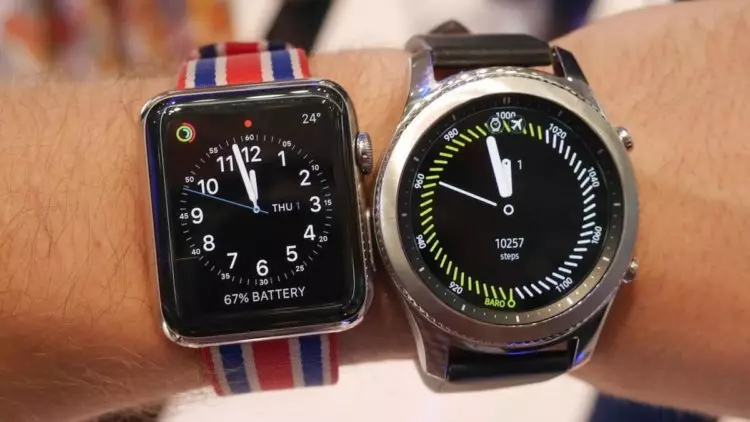 Ne regardez pas vers Apple Watch: la meilleure horloge Android 16742_1
