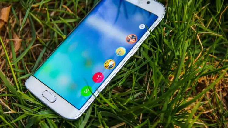 Galaxy S6 အစွန်း။