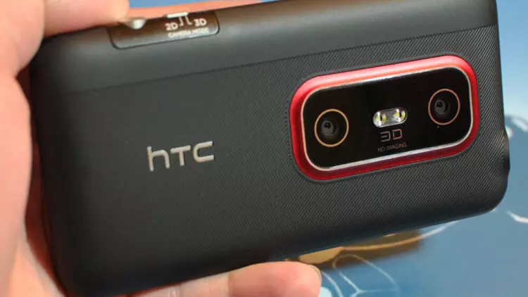 HTC ఎవో 3D.