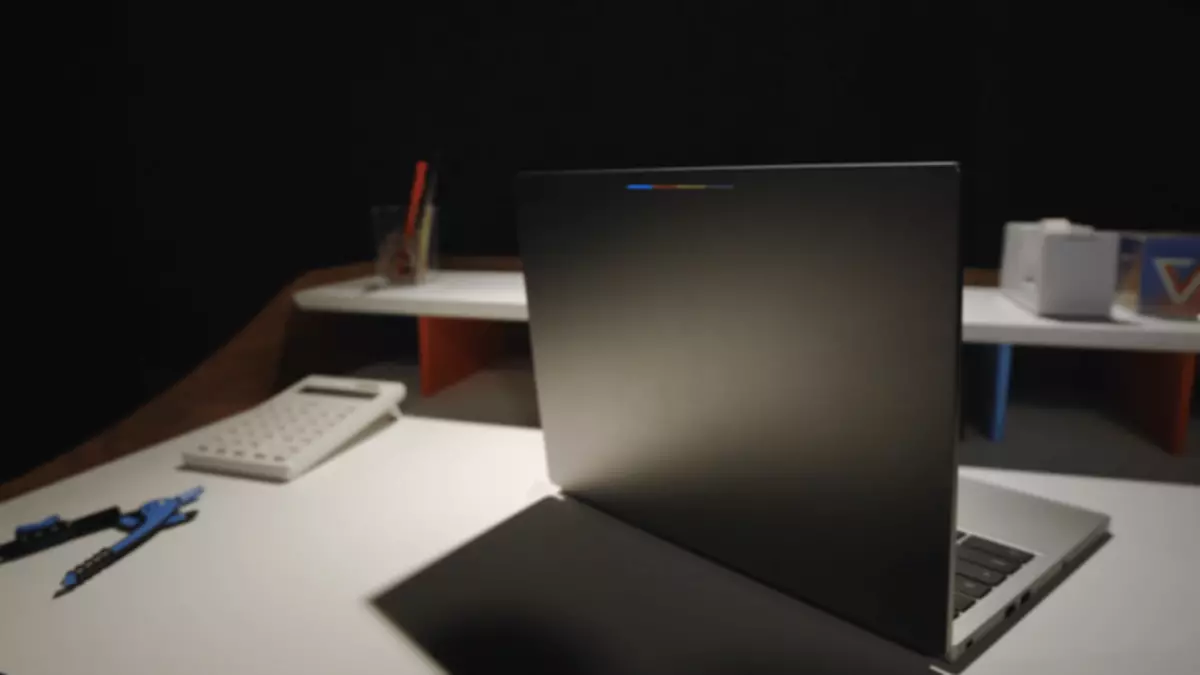 Chromebook pixel 2015 cikin duhu